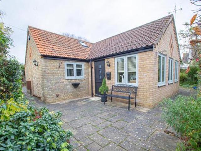 2 Bedroom Barn Conversion For Sale In Peakirk