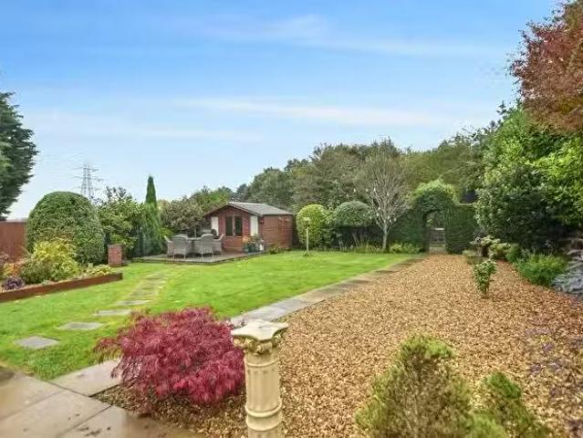 2 Bedroom Barn Conversion For Sale In Pickering Court, Wrexham.