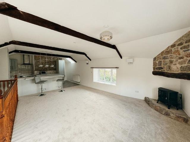 2 bedroom barn conversion to rent