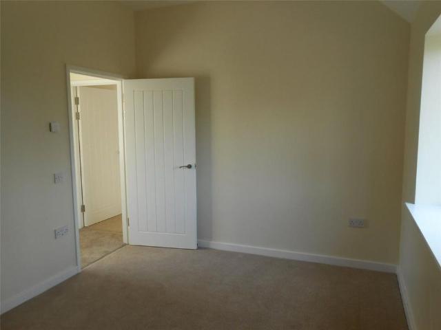 2 bedroom barn conversion to rent
