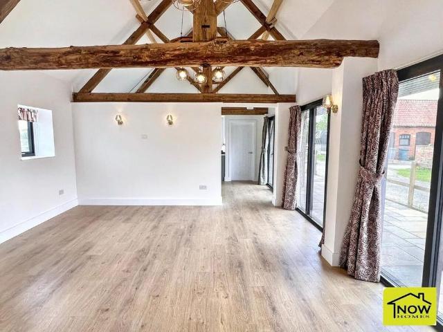 2 bedroom barn conversion to rent