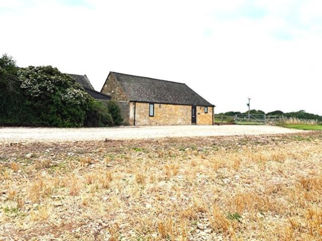 2 Bedroom Barn Conversion To Rent In Long Hill, Broadway, WR12
