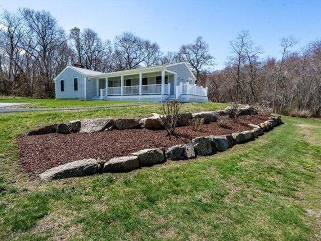 2 bedroom, Barnstable MA 02668 104568863