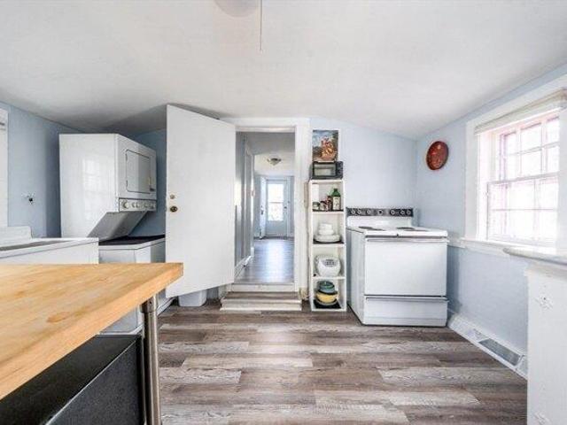 2 bedroom, Barnstable MA 02601 105082489