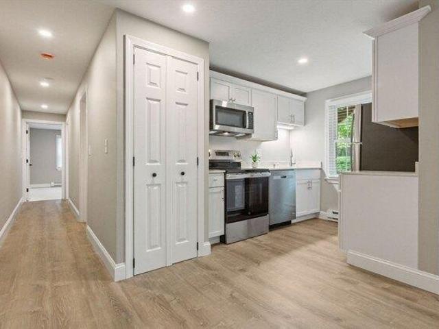 2 bedroom, Barnstable MA 02601 LS91256242