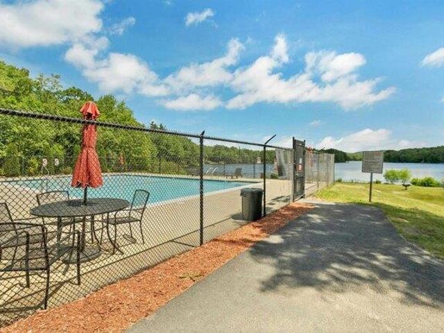 2 bedroom, Barnstead NH 03225 104566685