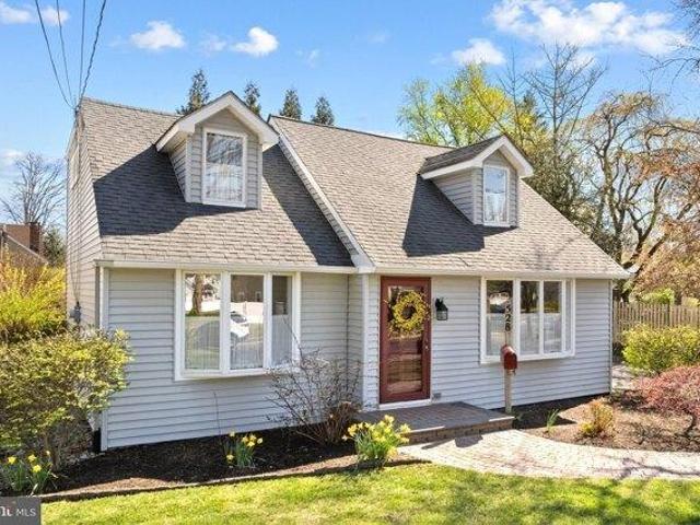 2 bedroom, Barrington NJ 08007 102317799