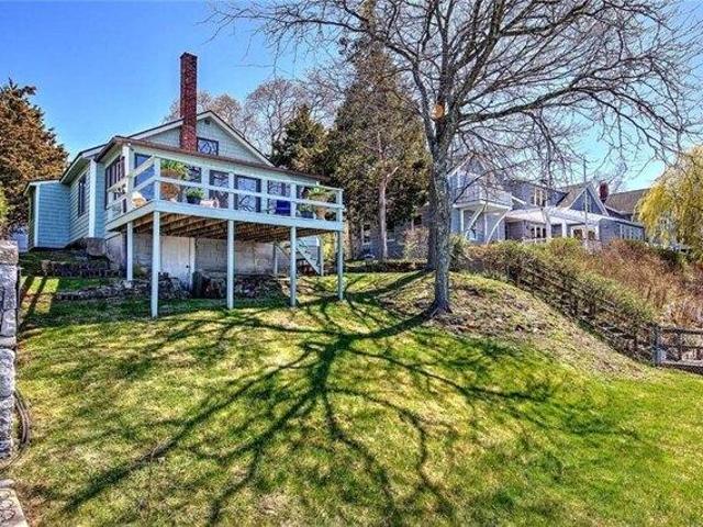 2 bedroom, Barrington RI 02806 104790393