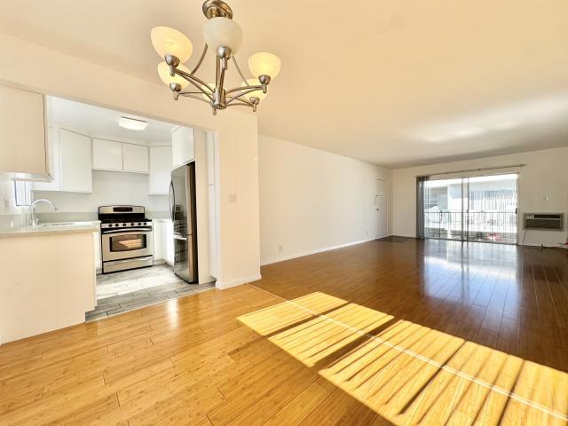 2 bedroom, Beverly Hills CA 90211 86927413