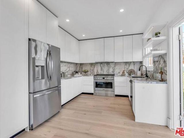 2 bedroom, Beverly Hills CA 90212 87717248