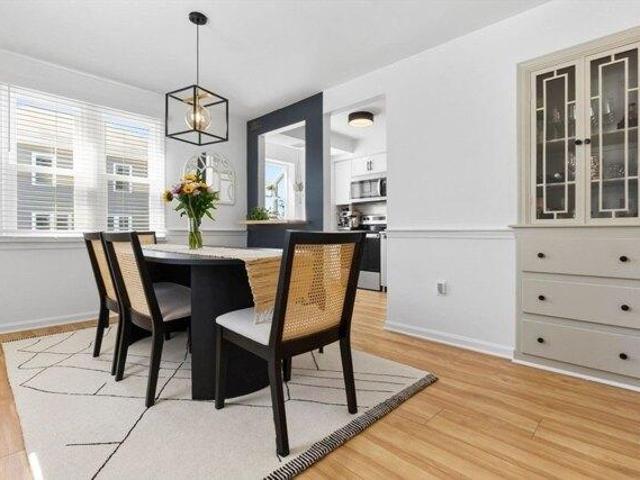 2 bedroom, Beverly MA 01915 102445255