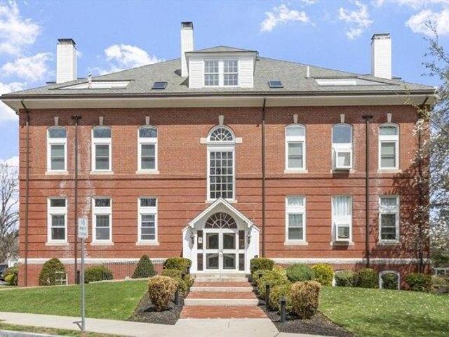 2 bedroom, Beverly MA 01915 102961712