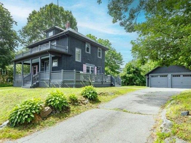 2 bedroom, Beverly MA 01915 105126140