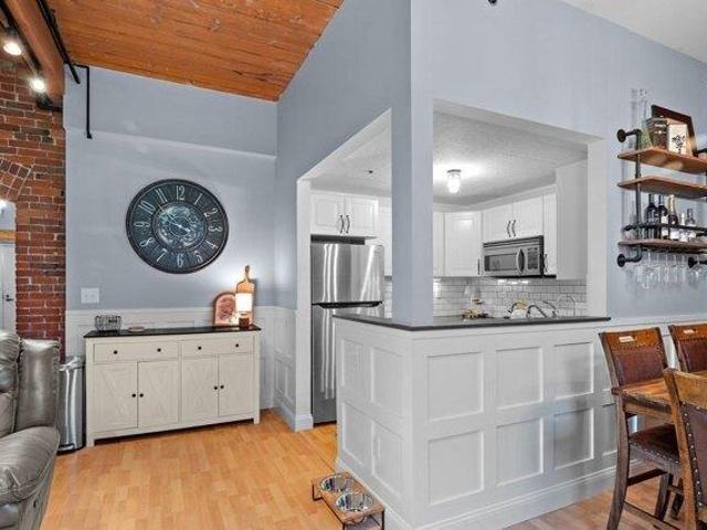 2 bedroom, Beverly MA 01915 105193117