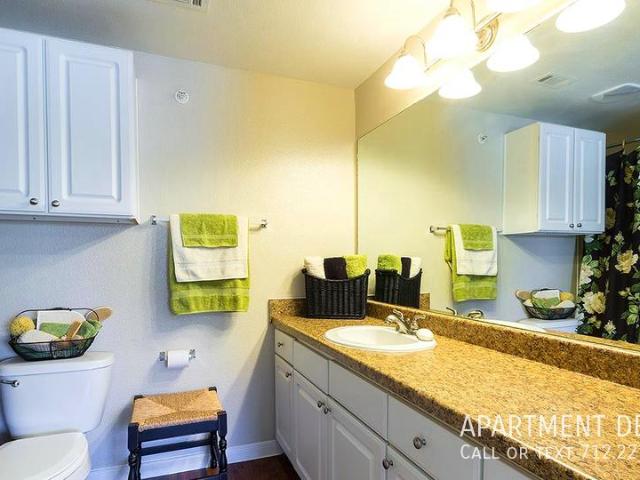 2 bedroom, Beaumont TX 77713 77320441