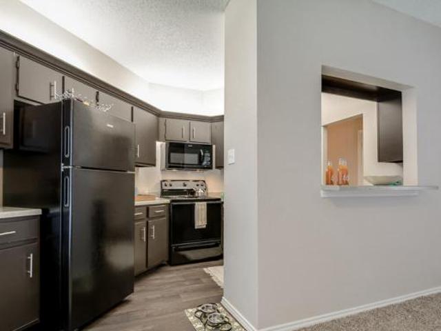 2 bedroom, Bedford TX 76021 77111666
