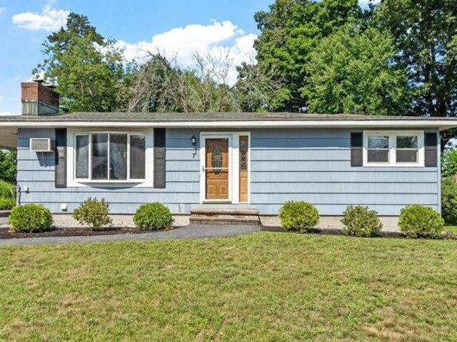 2 bedroom, Bedford NH 03110 104077479