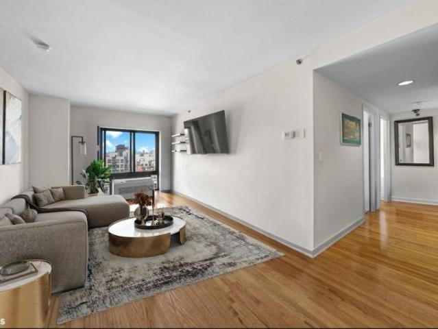 2 bedroom, Bedford NY 102243438