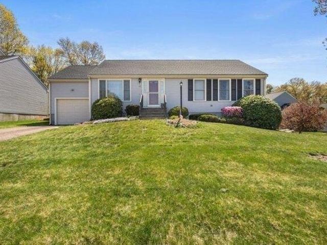 2 bedroom, Bellingham MA 02019 102633325