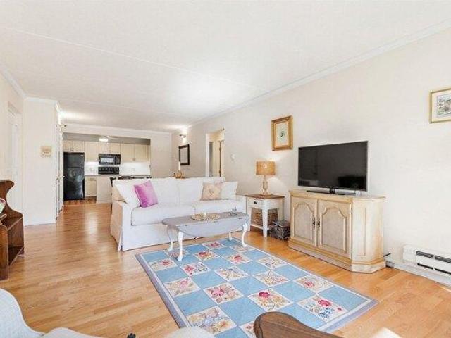 2 bedroom, Belmont MA 02478 101897643