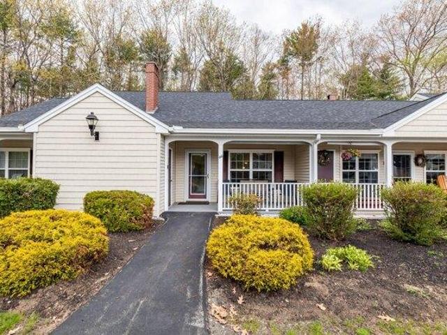 2 bedroom, Biddeford ME 04005 102776198