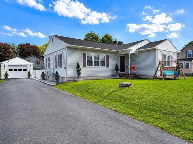 2 bedroom, Biddeford ME 04005 103017839