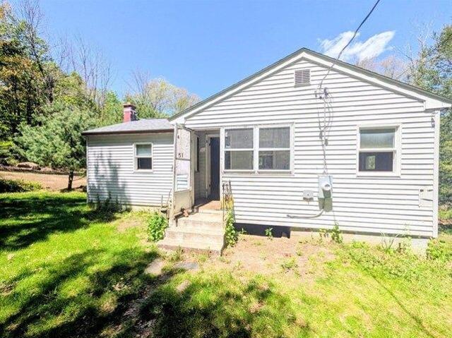 2 bedroom, Blandford MA 01008 102371801
