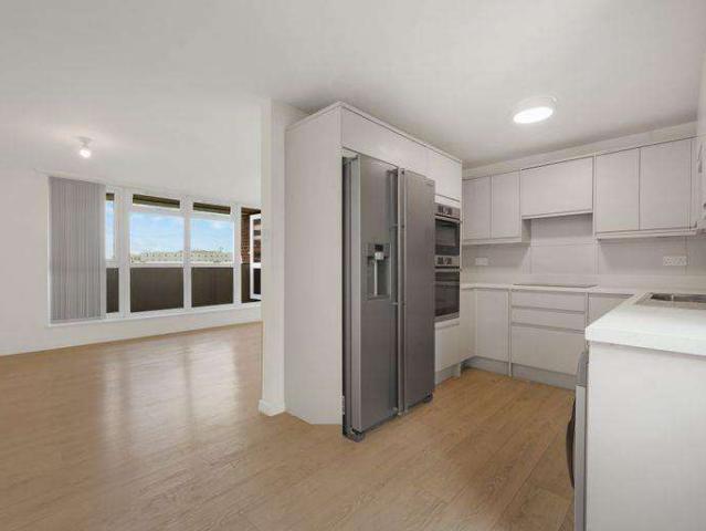 2 Bedroom Block Of Apartments Flat