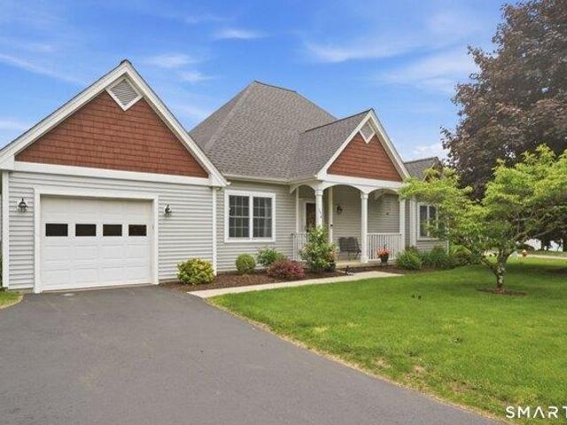 2 bedroom, Bloomfield CT 06002 103069631