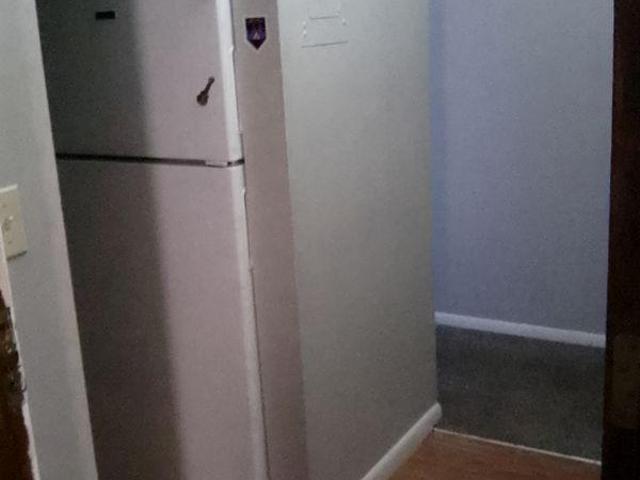 2 bedroom, Bloomington MN 97420911
