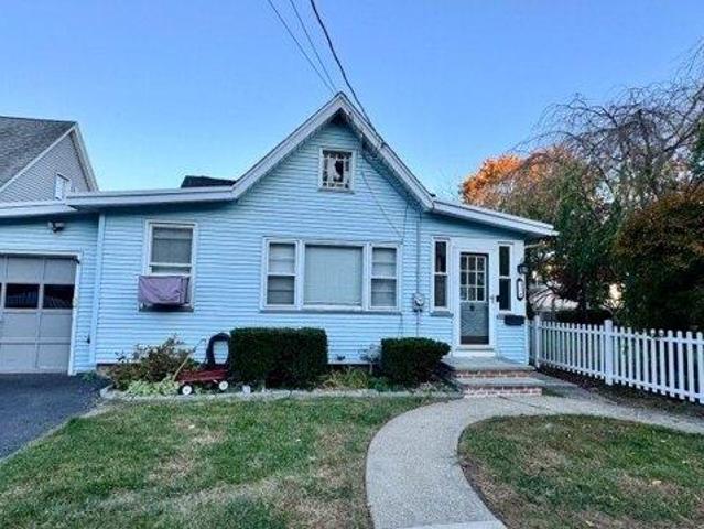 2 bedroom, Bloomingdale NJ 07403 102257308