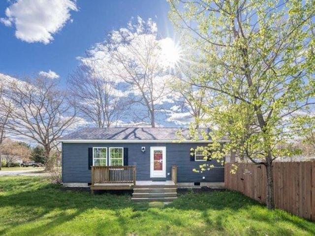 2 bedroom, Brunswick ME 04011 103184956