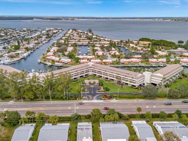 2 bedroom, Bradenton FL 34210 88909334
