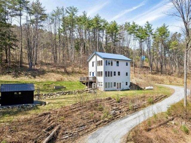 2 bedroom, Bradford VT 05033 102799577