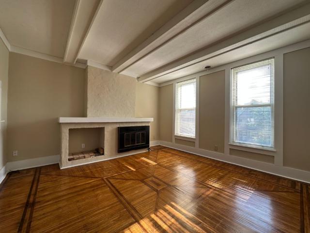 2 Bedroom Brady St Heat & Electricity Included