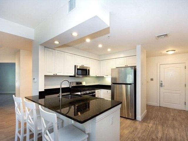 2 bedroom, Braintree MA 02184 104513972