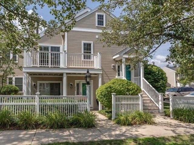 2 bedroom, Braintree MA 02184 105059556