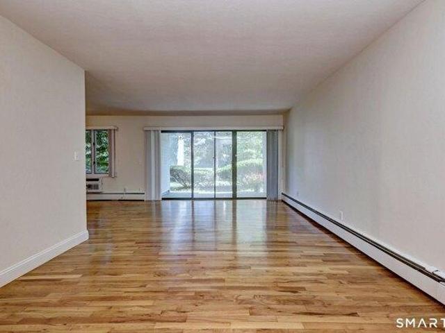 2 bedroom, Branford CT 06405 105157217