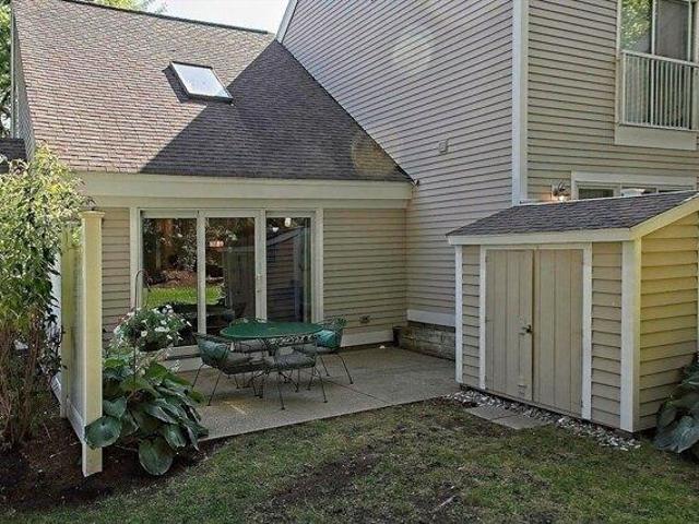 2 bedroom, Brewster MA 02631 105094980