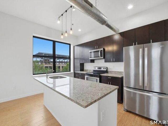 2 bedroom, Bridgeport CT 06604 104480039