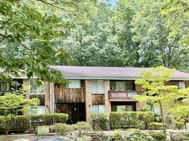 2 bedroom, Bridgeport CT 06606 104651102