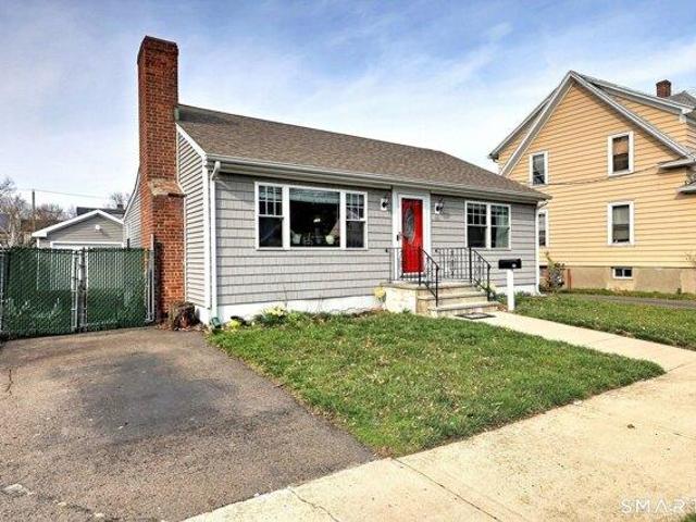 2 bedroom, Bridgeport CT 06610 102479545