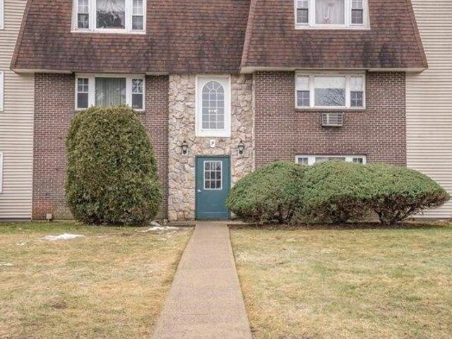 2 bedroom, Bridgewater MA 02324 105095234