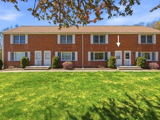 2 bedroom, Bridgewater MA 02324 102670927