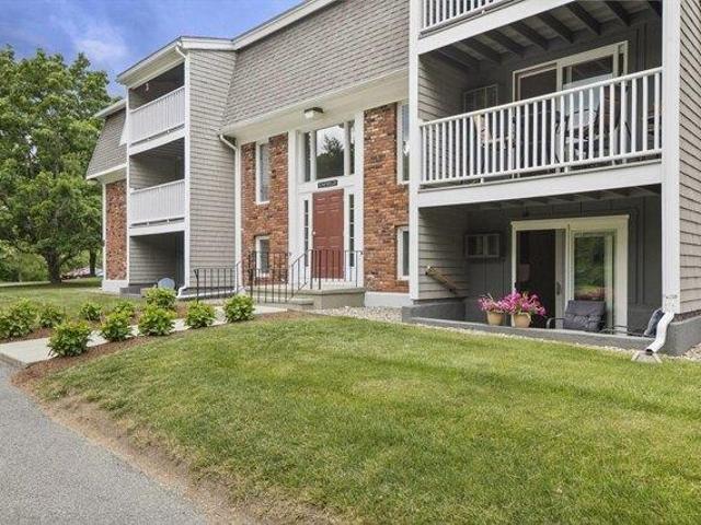 2 bedroom, Bridgewater MA 02324 103189779