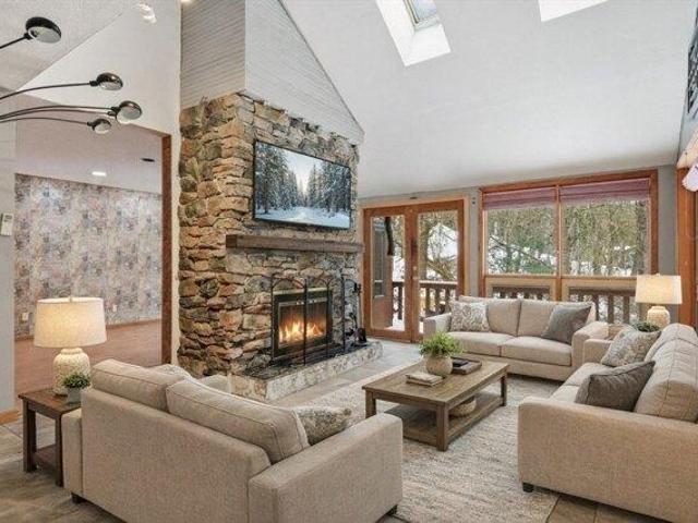 2 bedroom, Brimfield MA 01010 103709885