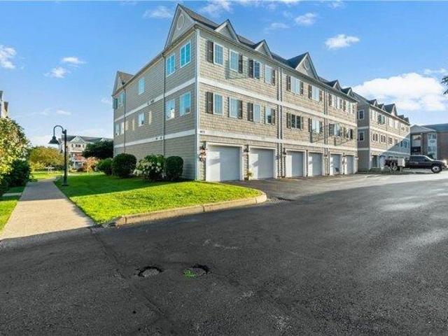 2 bedroom, Bristol RI 02809 LS101602468