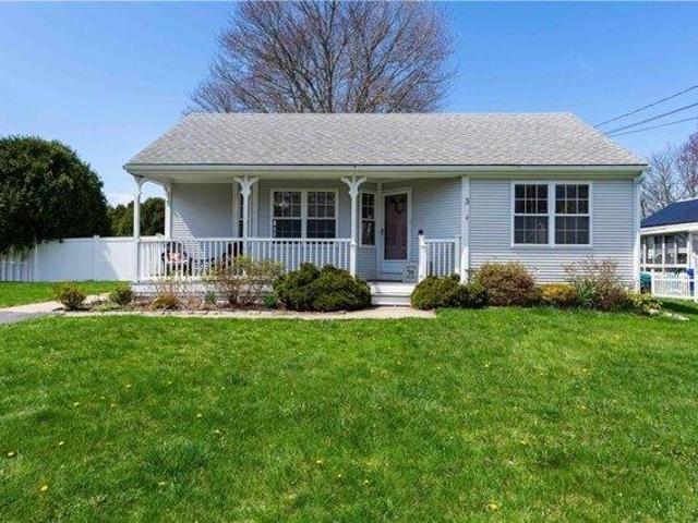 2 bedroom, Bristol RI 02809 LS102635753