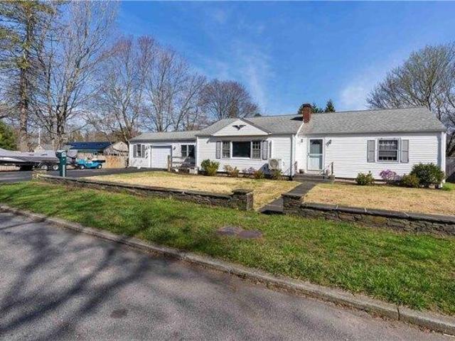 2 bedroom, Bristol RI 02809 LS102708616