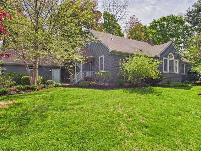 2 bedroom, Bristol RI 02809 LS103128485